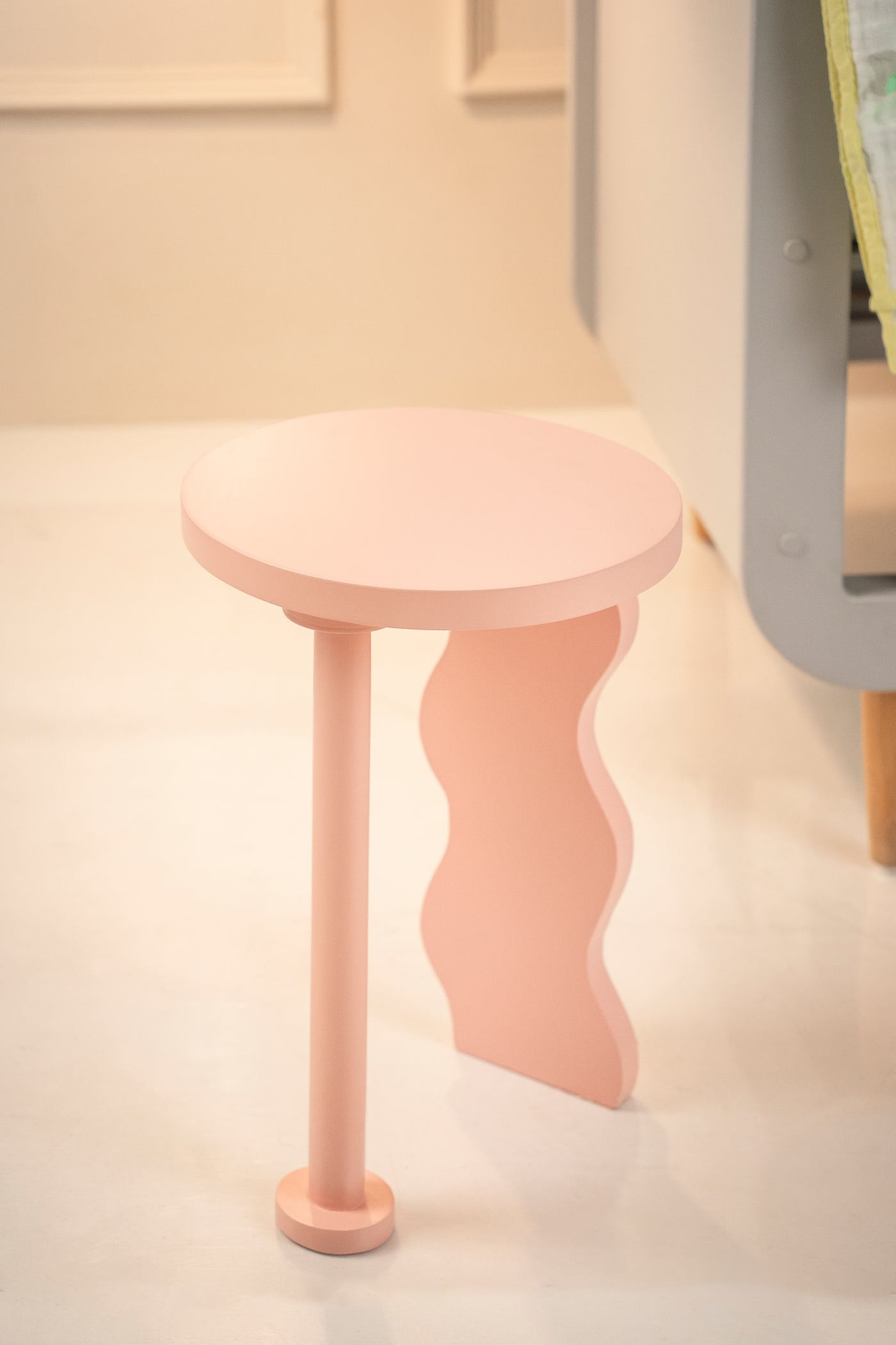 Wave Side Table — WADDLE AND ROO (OPC) PRIVATE LIMITED